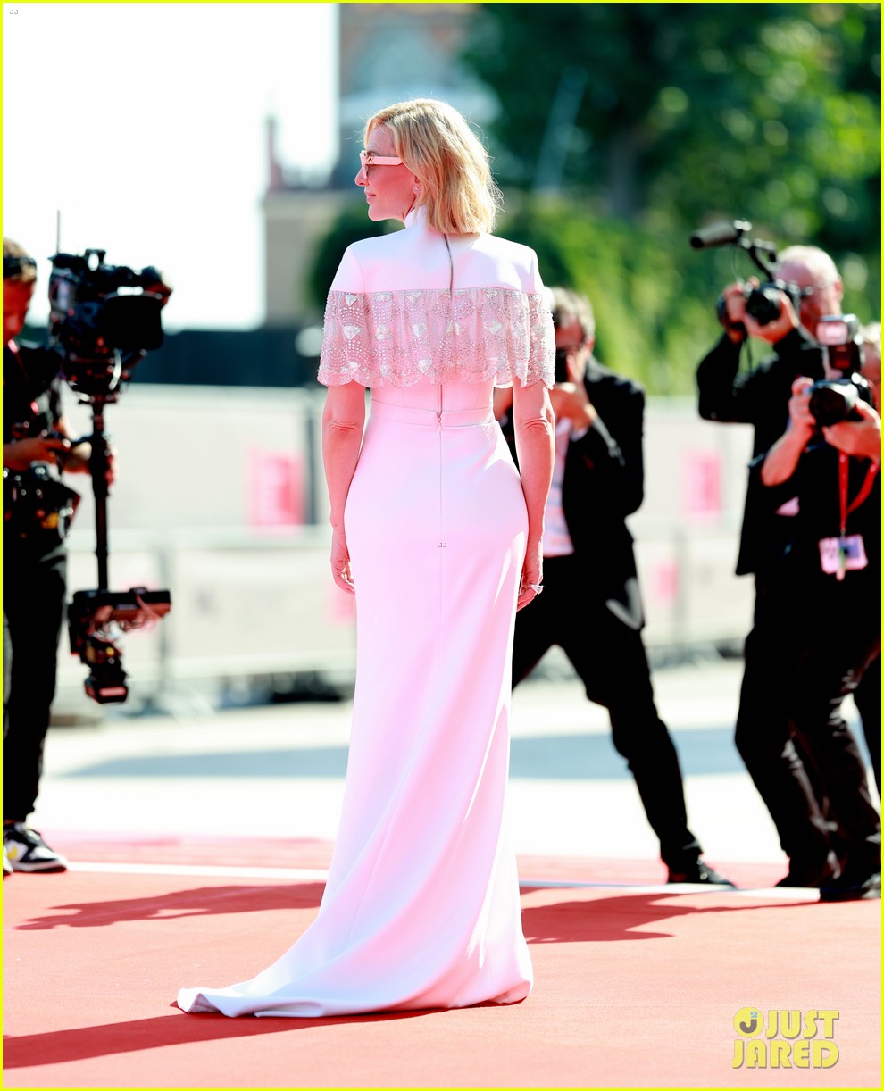 Cate Blanchett & 'Disclaimer' Cast Attend Second Premiere at Venice ...