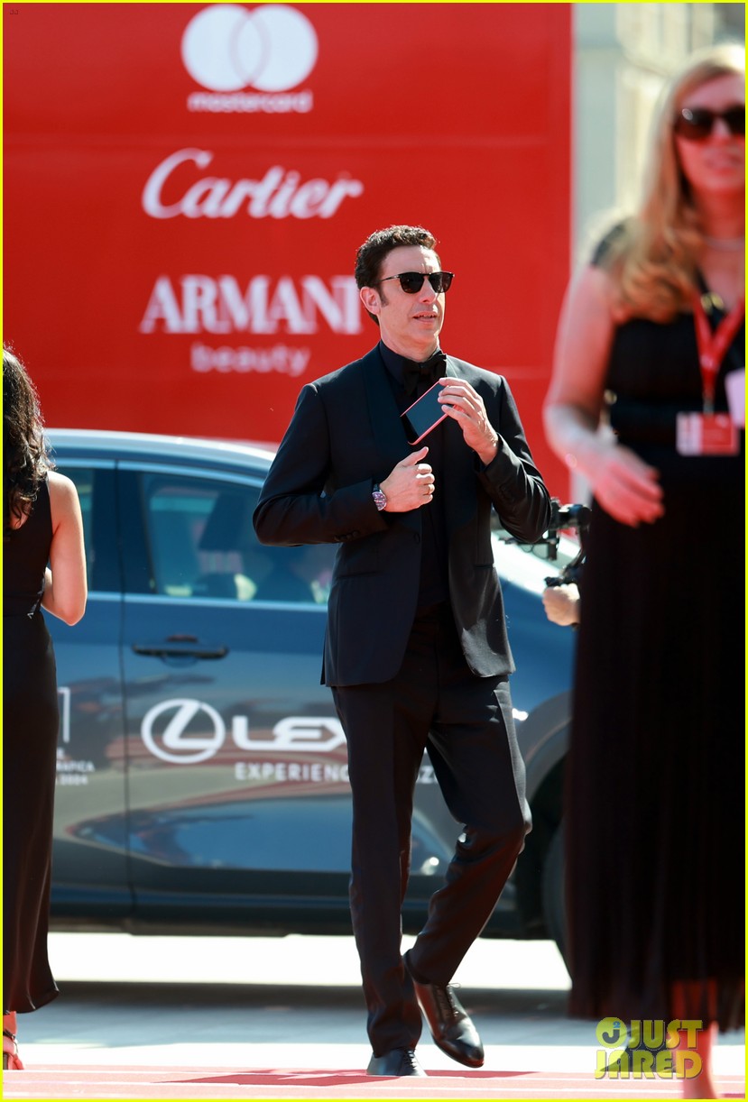 Cate Blanchett & 'Disclaimer' Cast Attend Second Premiere at Venice ...