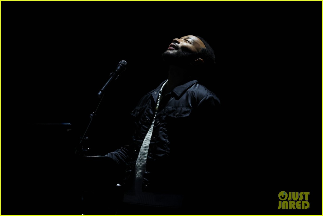 Democratic National Convention Night 3 - See Photos of the Biggest ...