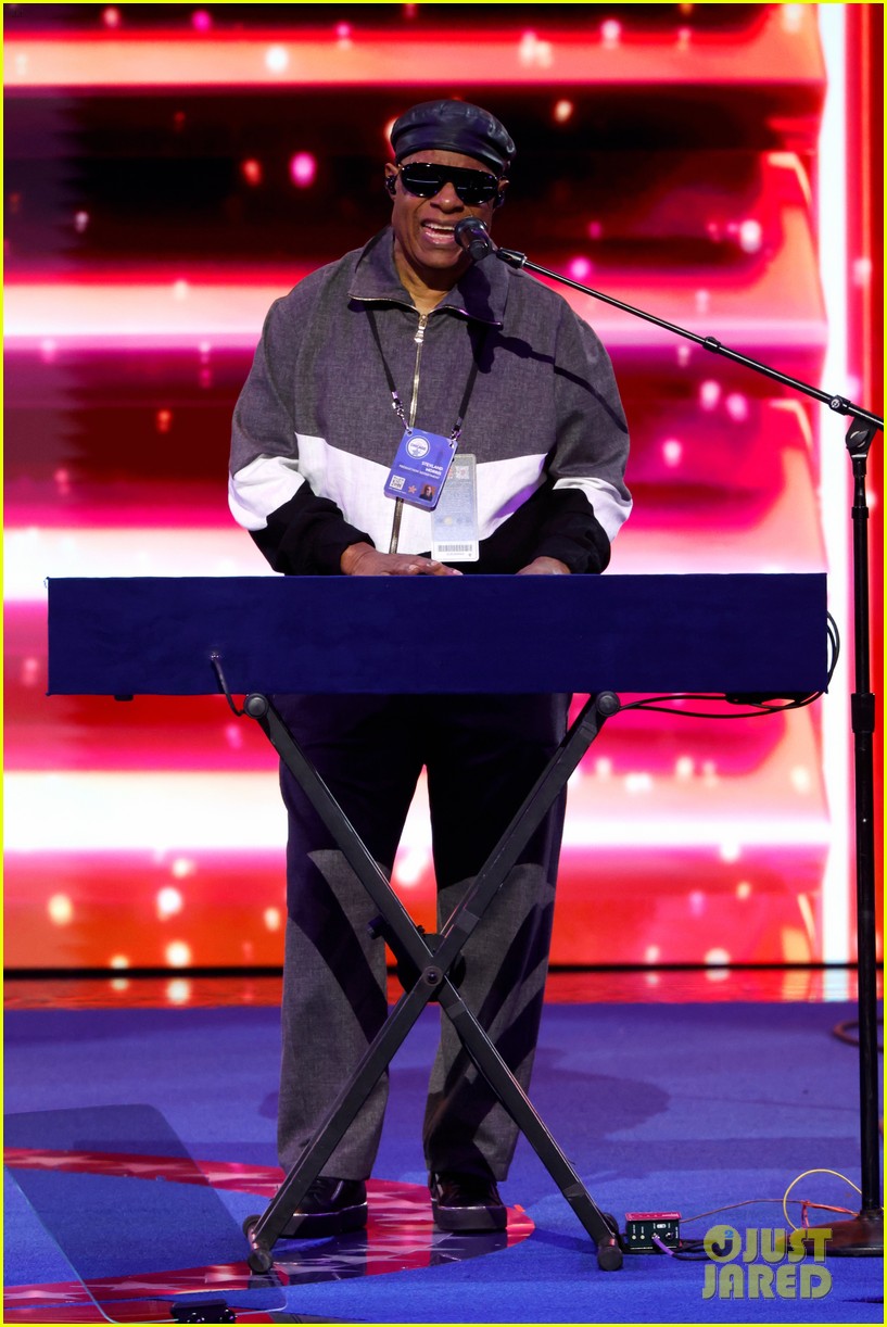 Democratic National Convention Night 3 - See Photos of the Biggest ...