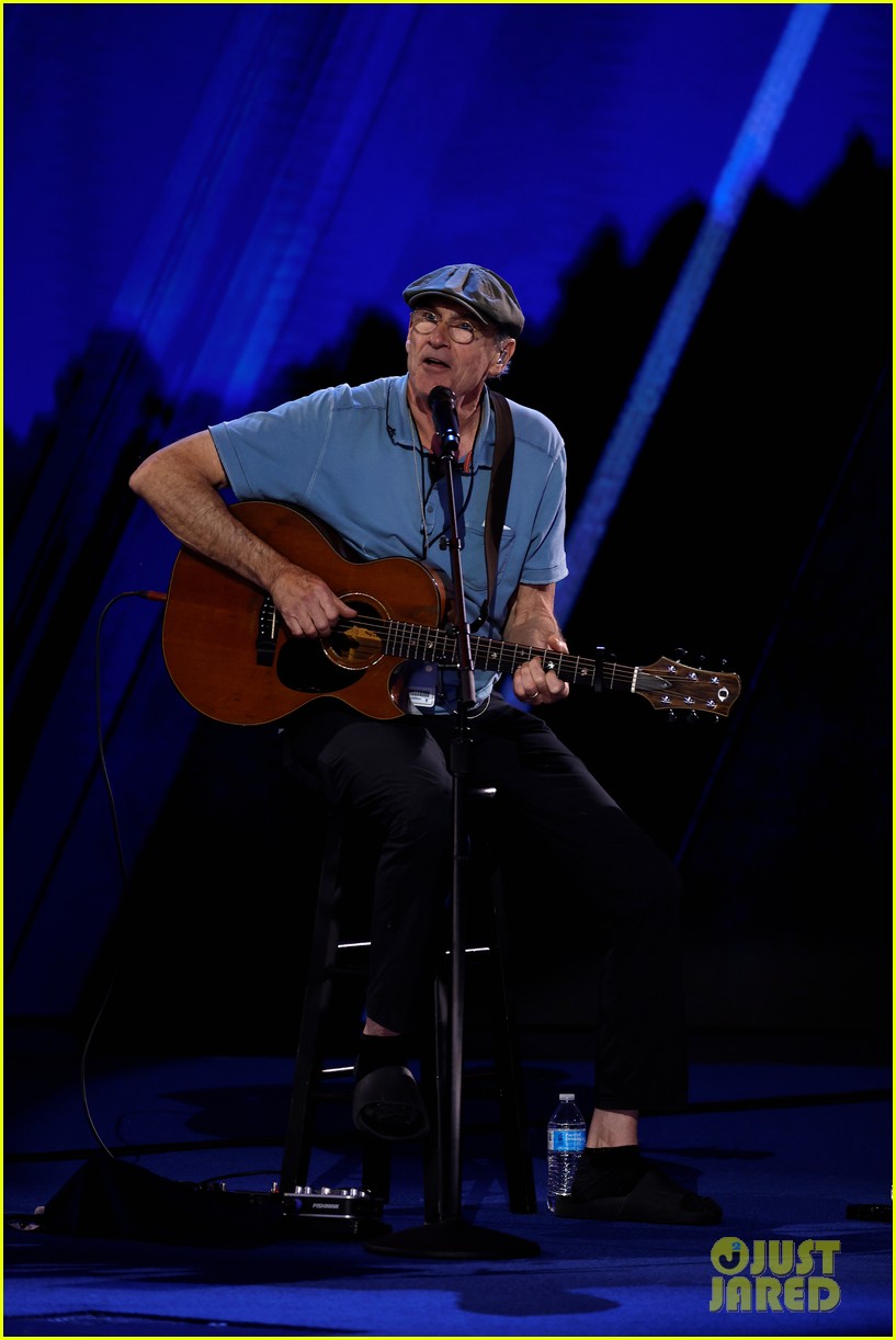 James Taylor Reacts After DNC Performance Was Cut for Time: Photo ...
