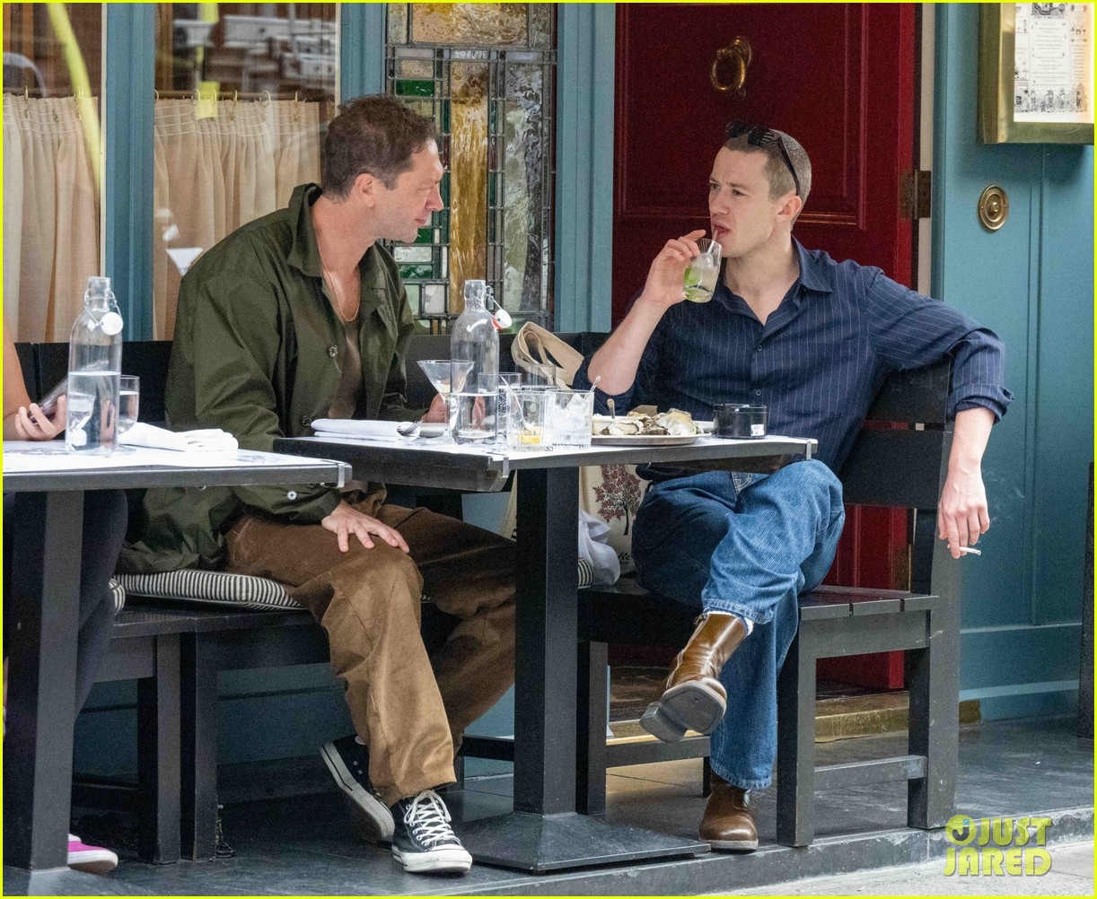 'Fantastic Four' Stars Joseph Quinn & Ebon Moss-Bachrach Step Out ...