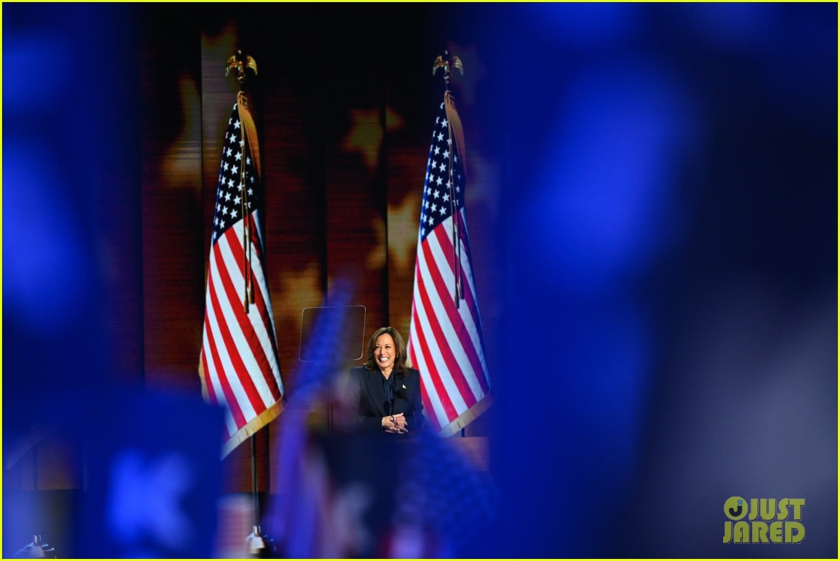 Kamala Harris DNC Speech Video: Watch Her Accept Democratic Nomination ...