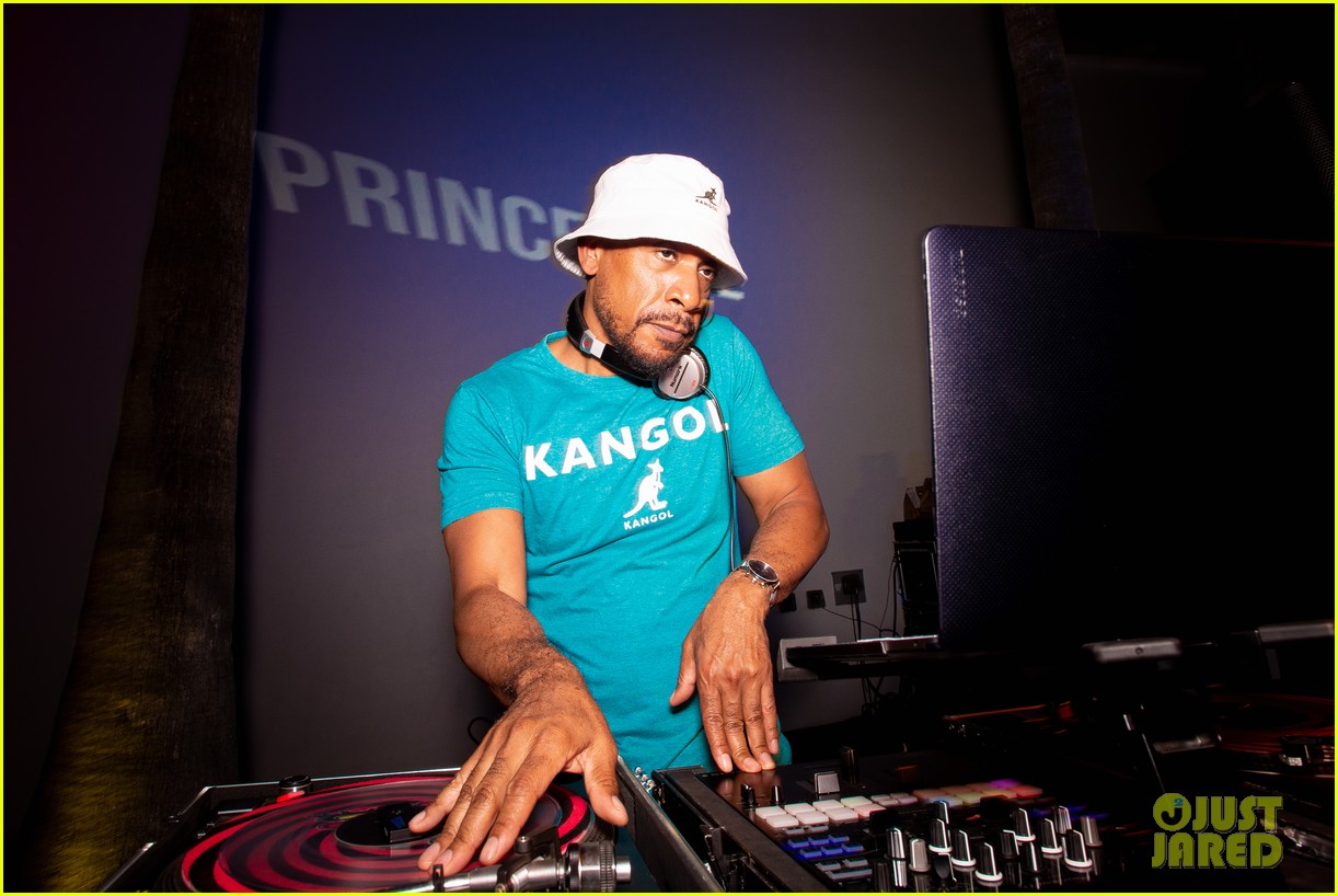 Riley Keough & Amelia Dimoldenberg Have a 'True Romance' of a Night ...