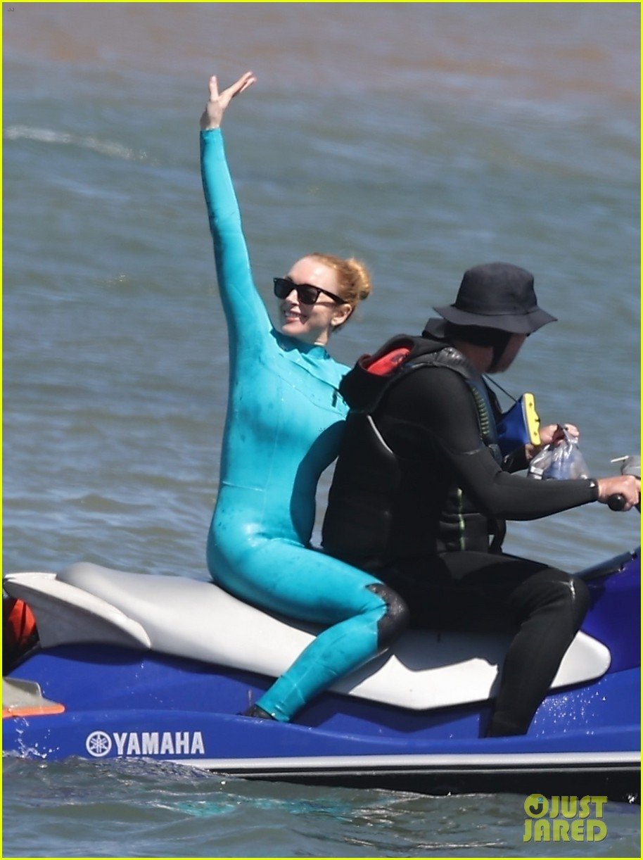 Lindsay Lohan Hits the Water to Film Scenes for 'Freakier Friday' in ...