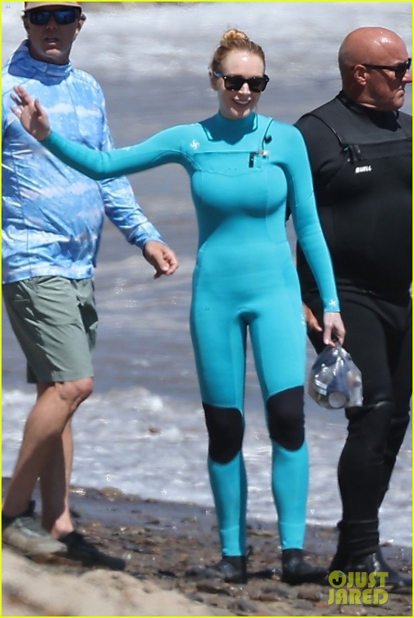 Lindsay Lohan Hits the Water to Film Scenes for 'Freakier Friday' in ...