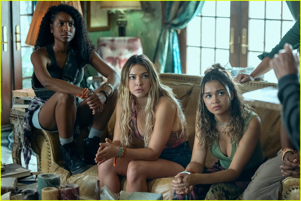 'Outer Banks' Season 4 Teaser Trailer, Release Date & First Look Images Released - Watch Now ...