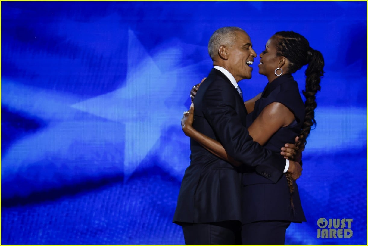 Barack & Michelle Obama Fire Up Crowd at DNC, Share Cute Moment on ...