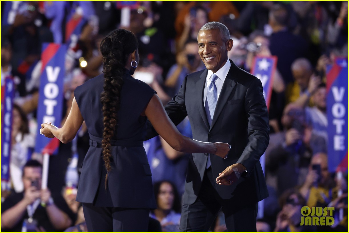 Barack & Michelle Obama Fire Up Crowd at DNC, Share Cute Moment on ...