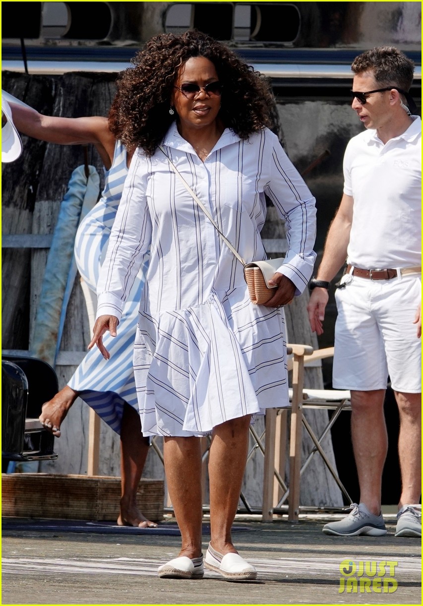 Oprah Winfrey & Gayle King Spotted Vacationing with Broadway Actor ...