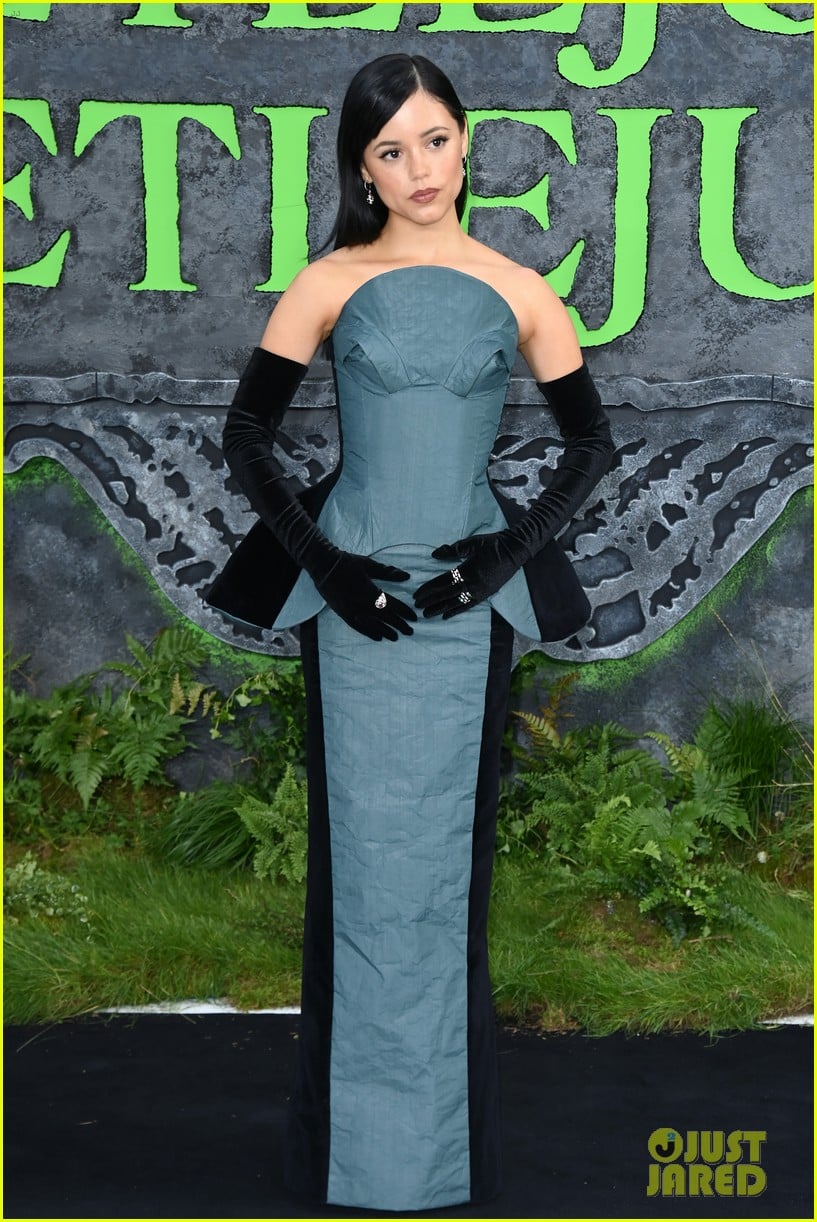 Jenna Ortega's Hair Stylist Reveals How 'Beetlejuice 2' UK Premiere ...