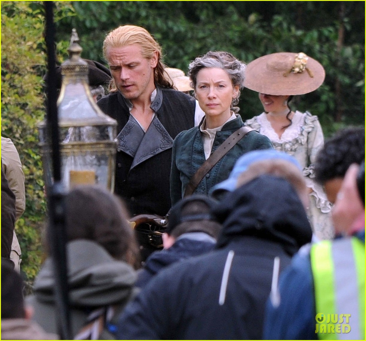 Sam Heughan & Caitriona Balfe Film Scenes for Final Season of ...