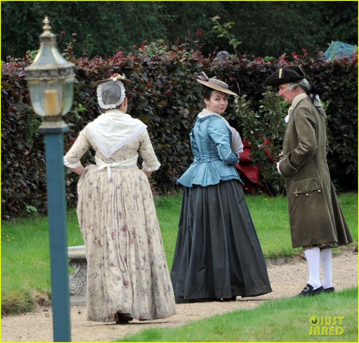 Sam Heughan & Caitriona Balfe Film Scenes for Final Season of ...