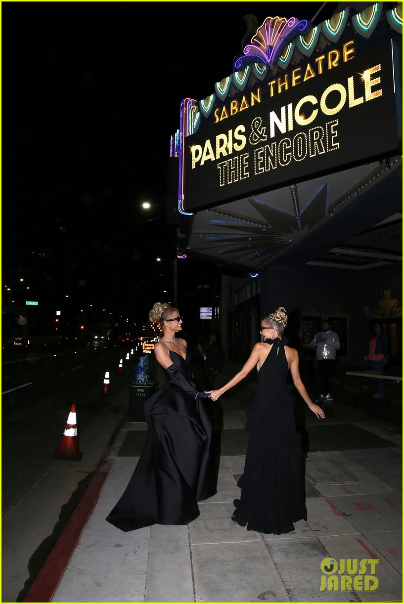 Paris Hilton & Nicole Richie are Glam BFFs While Filming for 'Simple ...