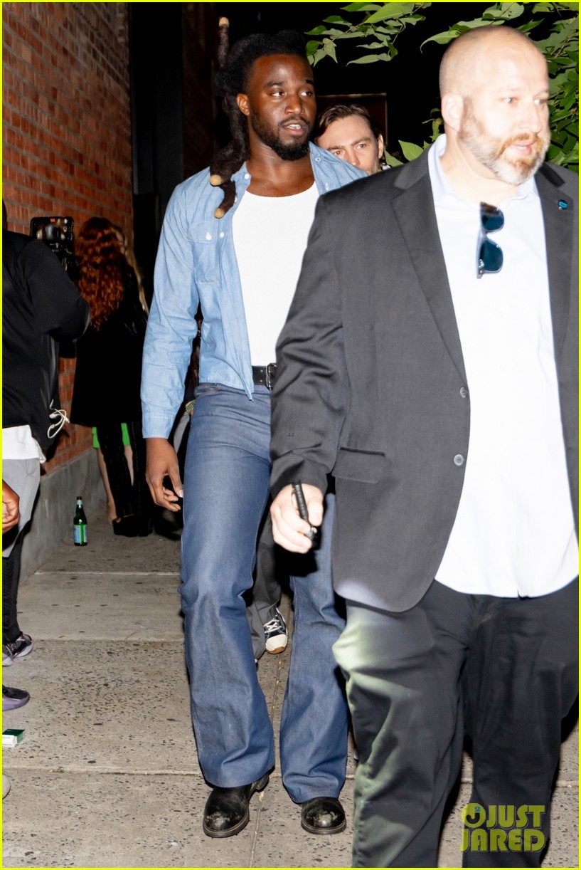 Emily Ratajkowski & Shaboozey Attend 'Blink Twice' Screening in NYC ...