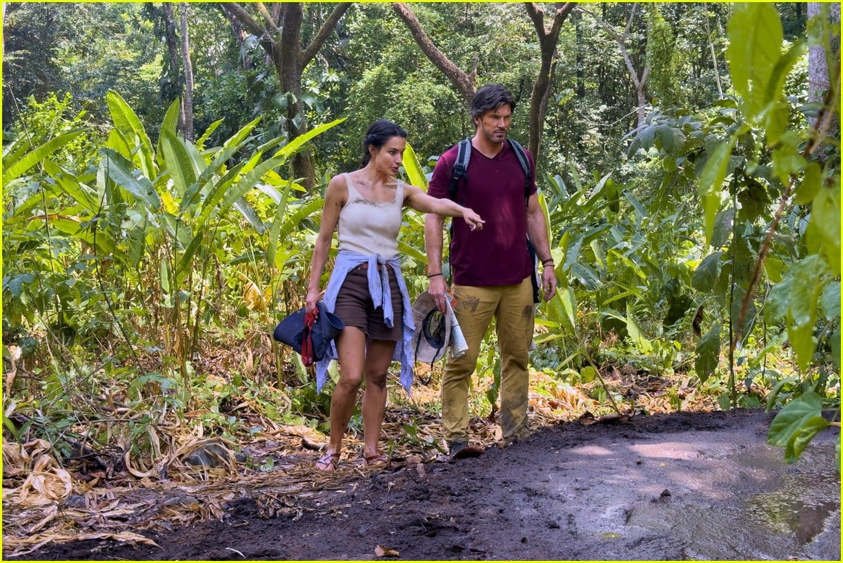 Rhiannon Fish & Christopher Russell Bare Hot Bodies in New Hallmark ...