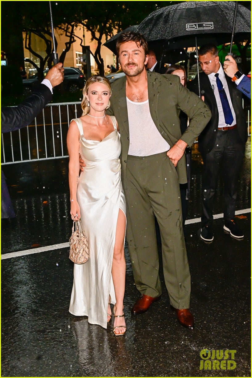 Is Brandon Sklenar Single or Dating Anyone? Meet His Girlfriend ...