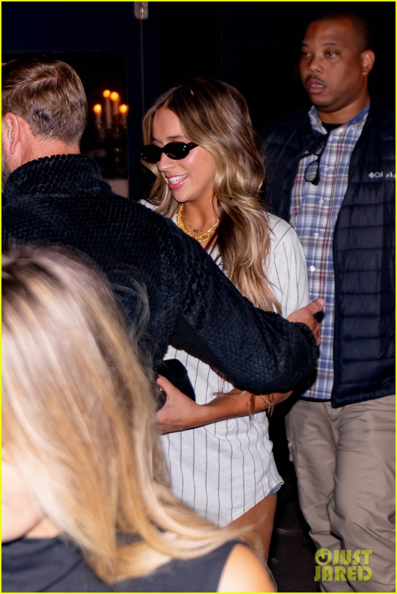 Tate McRae & The Kid LAROI Spotted Holding Hands During Date Night ...