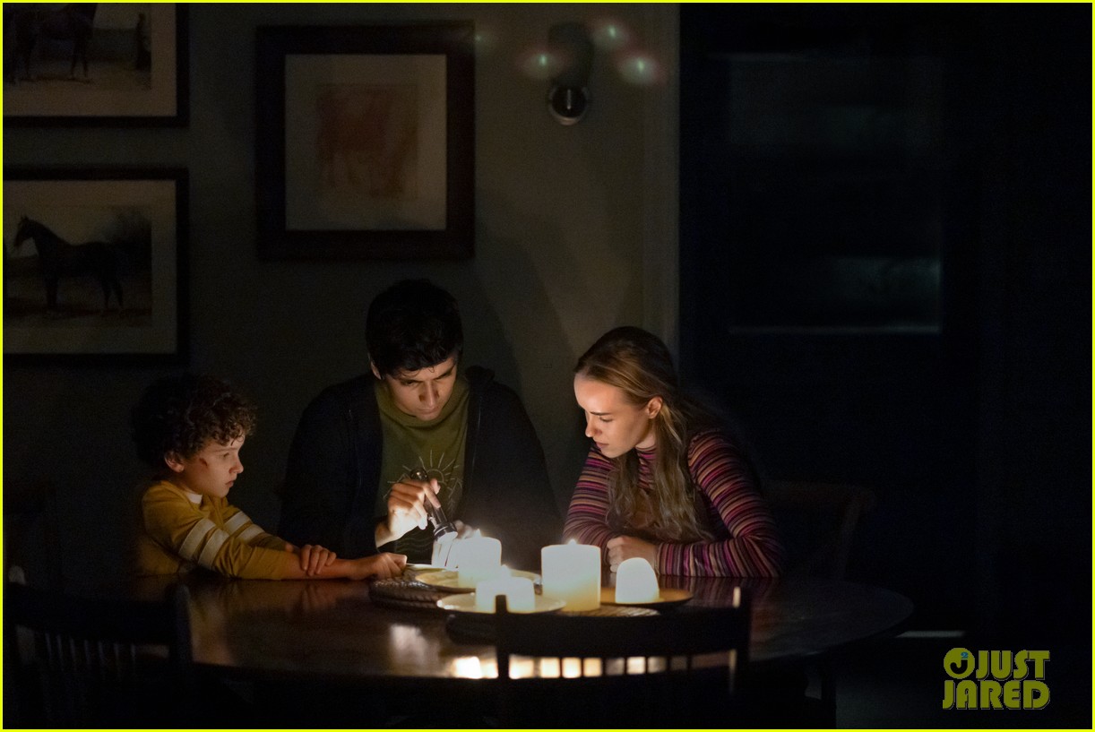 James Wan's New Peacock Series 'Teacup,' Starring Scott Speedman & Yvonne Strahovski, Releases ...