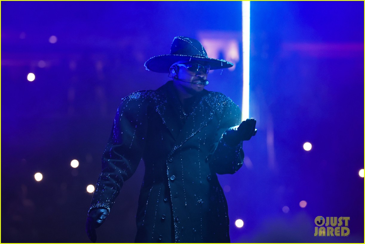 Usher Setlist Revealed for 2024 Past Present Future Tour After First ...