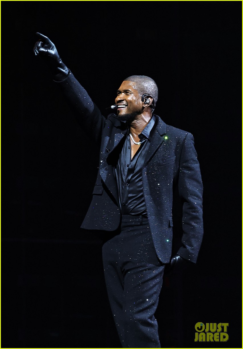 Usher Setlist Revealed for 2024 Past Present Future Tour After First ...