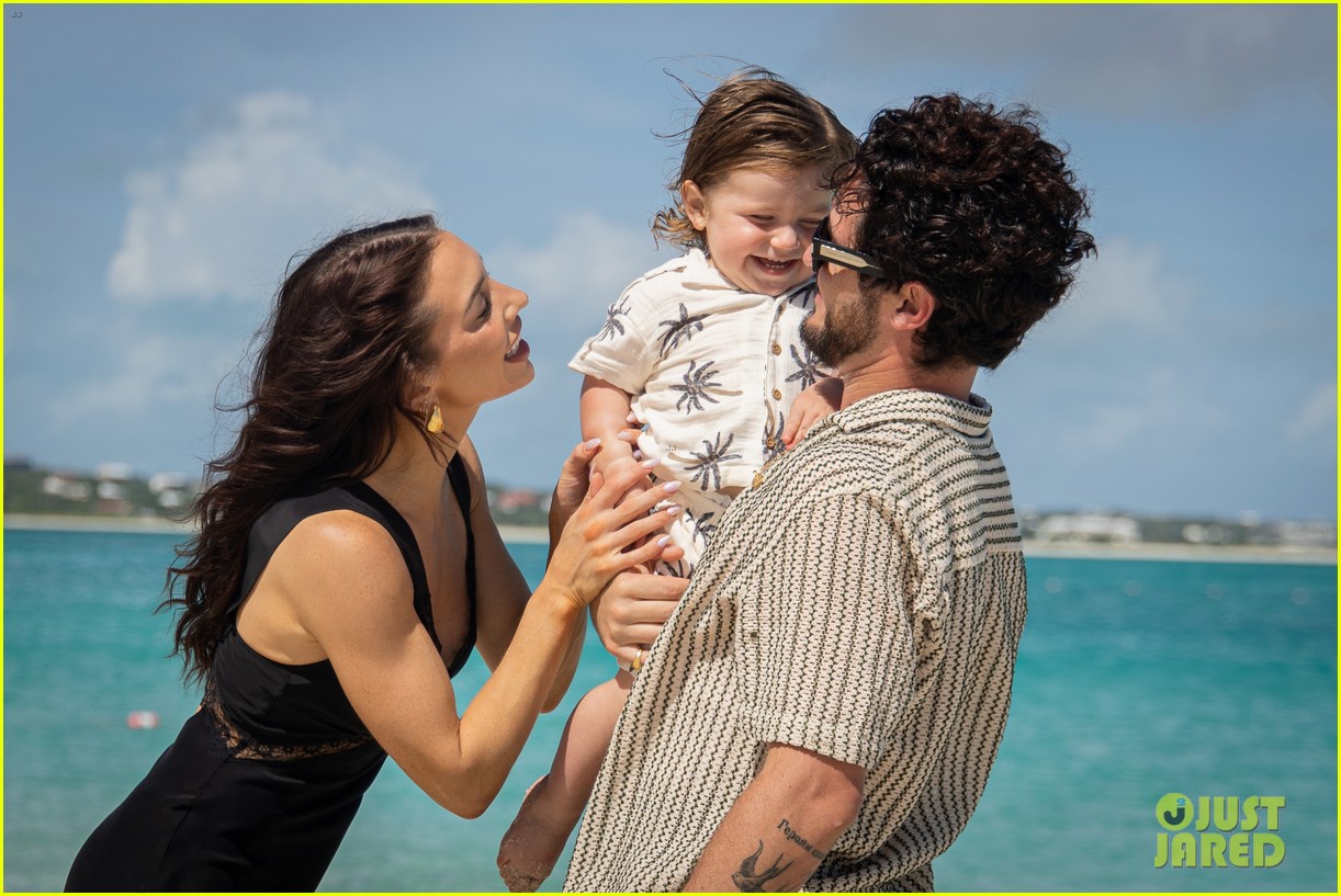 'DWTS' Couple Val Chmerkovskiy & Jenna Johnson Enjoy Family Time With ...