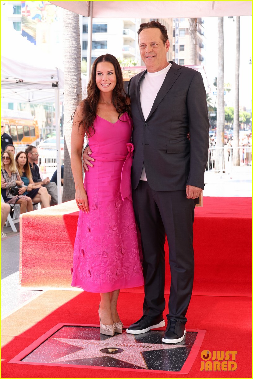 Vince Vaughn Gets Support from Wife Kyla Weber & Their Two Kids as He's ...