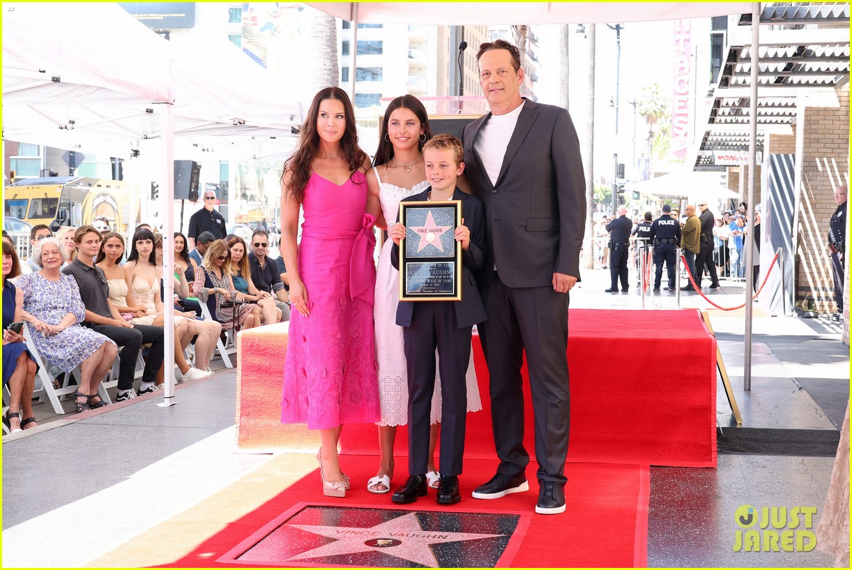 Vince Vaughn Gets Support from Wife Kyla Weber & Their Two Kids as He's ...