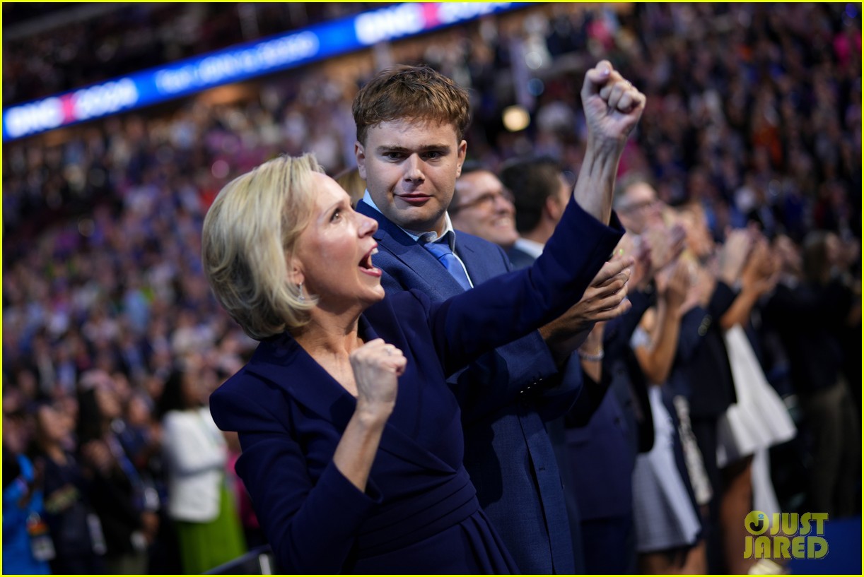 Tim Walz's Son Gus Breaks Down in Tears During Emotional DNC Moment ...