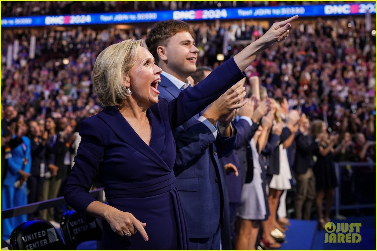 Tim Walz's Son Gus Breaks Down in Tears During Emotional DNC Moment ...