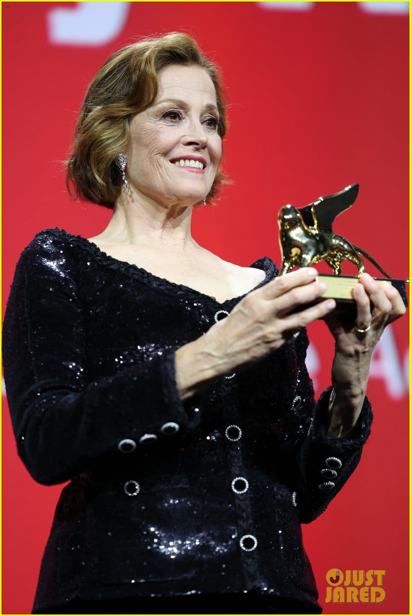 Sigourney Weaver Makes Rare Appearance with Child Shar Simpson While ...