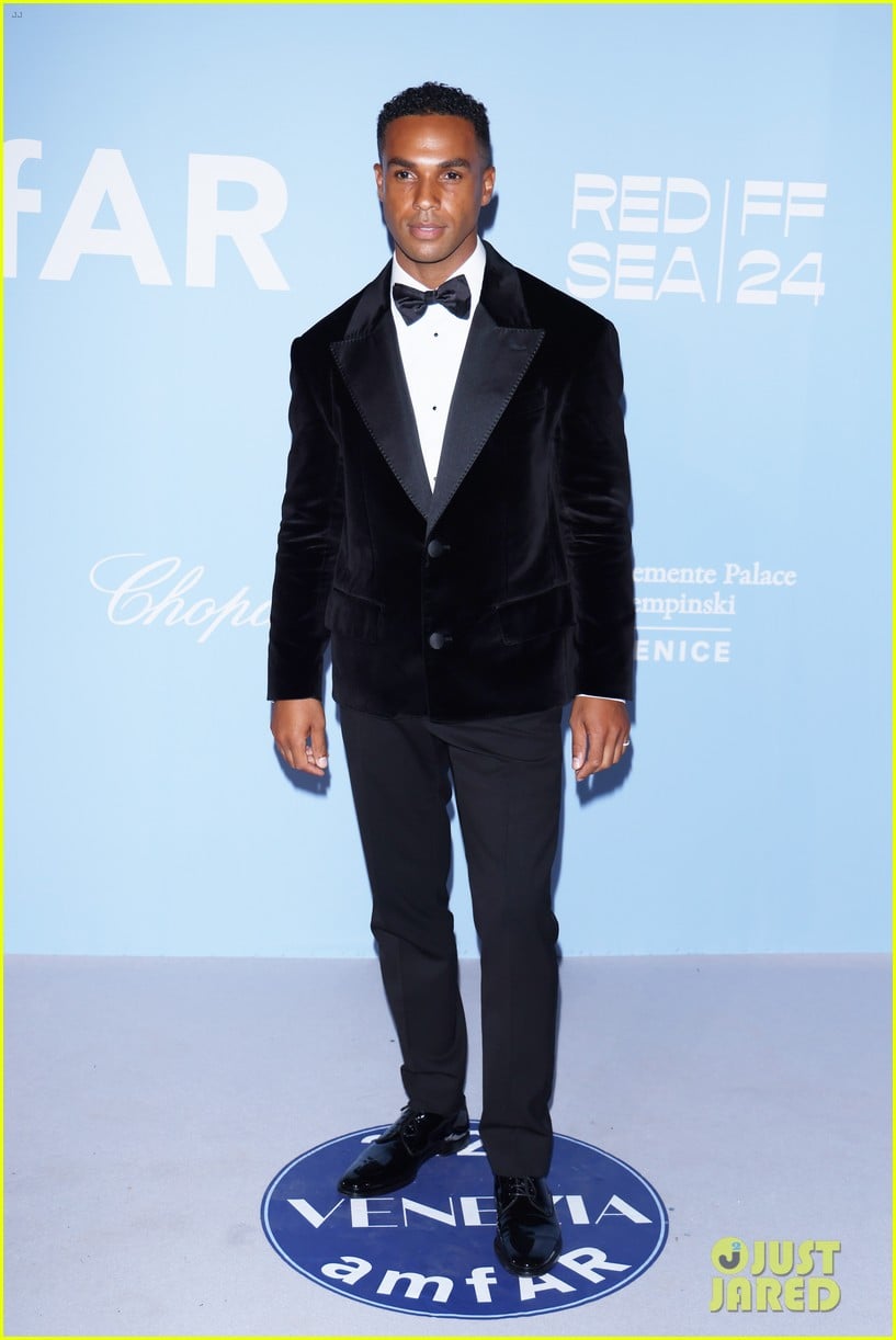 Zac Efron Attends amfAR Gala in Venice One Month After Swimming Pool ...