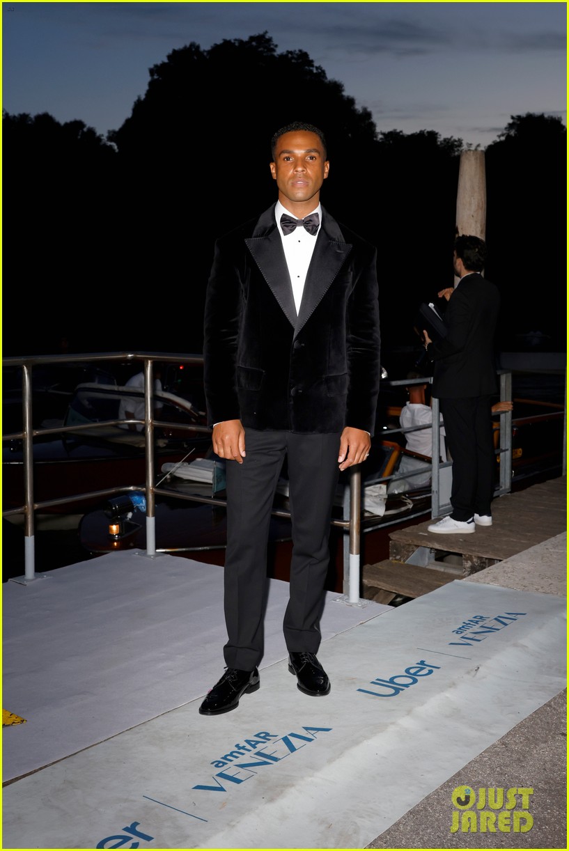 Zac Efron Attends amfAR Gala in Venice One Month After Swimming Pool ...