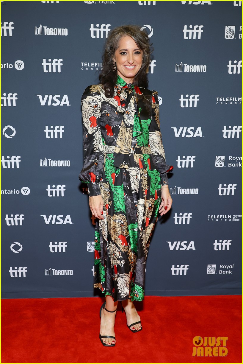 Amy Adam's 14-Year-Old Daughter Aviana Makes Red Carpet Debut at ...