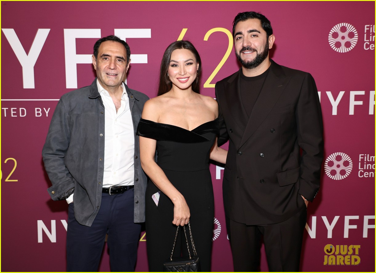 Mikey Madison Joins Co-Stars Vache Tovmasyan & Karren Karagulian at ...