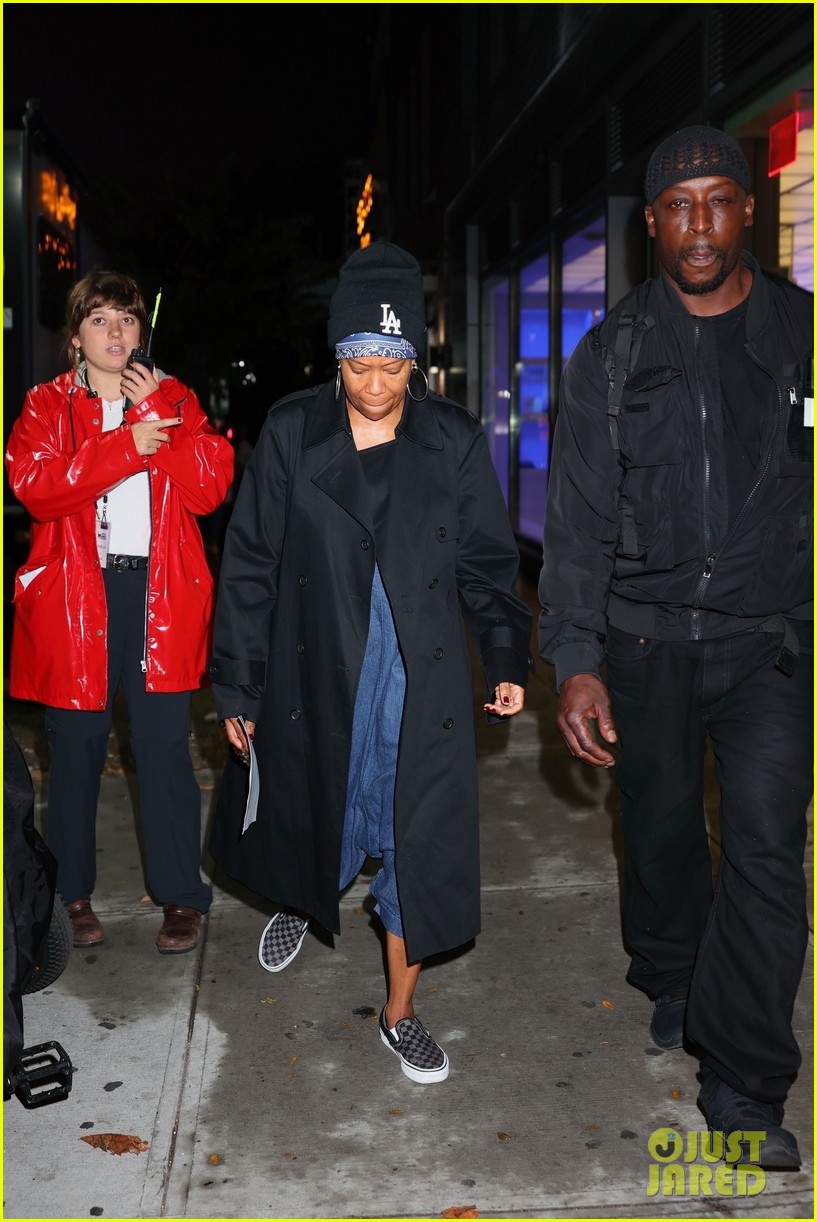 Austin Butler & Bad Bunny Get to Work on New Movie 'Caught Stealing ...