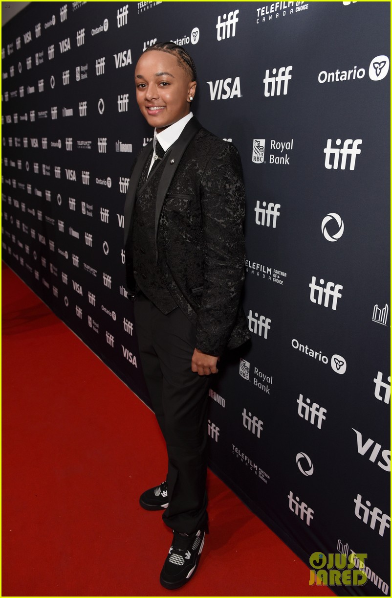 Barry Keoghan Wears Pink Sweater Vest to 'Bird' Premiere at TIFF 2024 ...