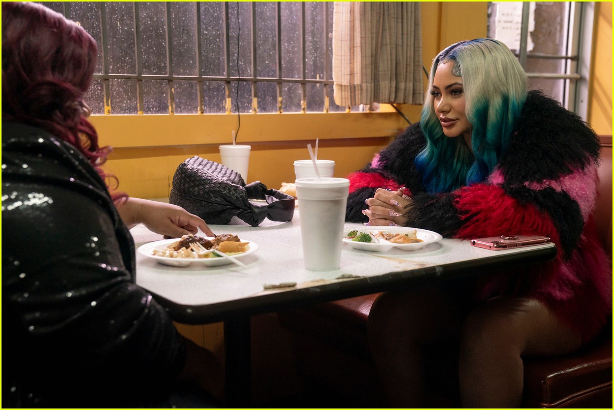 Tyler Perry's 'Beauty in Black' Netflix TV Series - Trailer, Release ...