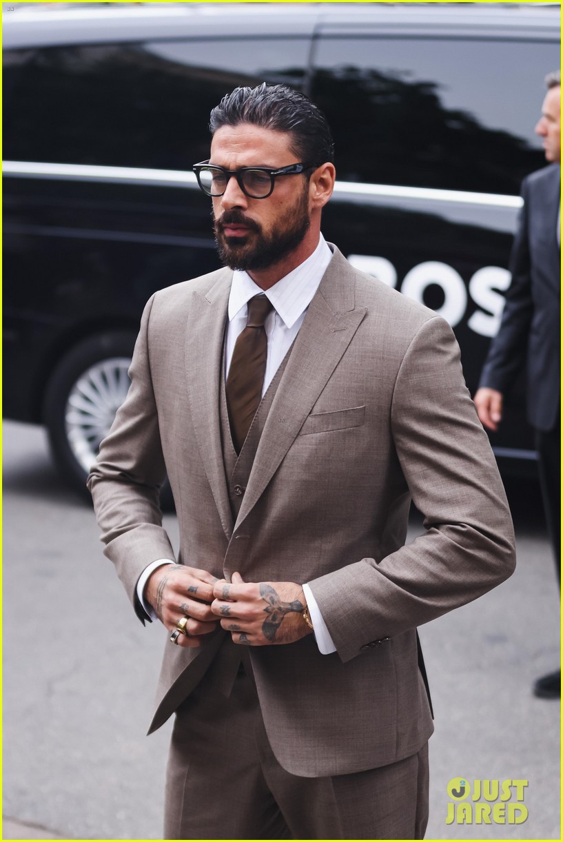 David Beckham & Michele Morrone Look Handsome at Boss Fashion Show in ...