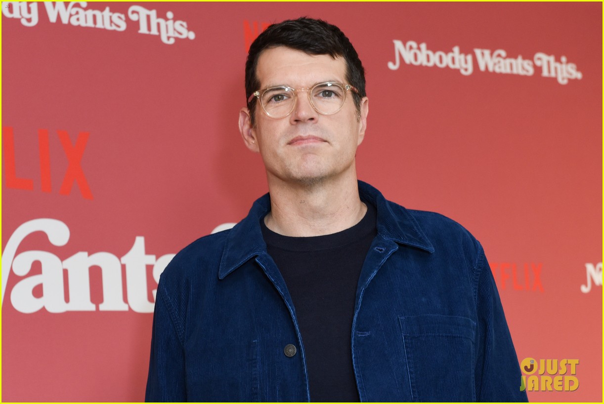 Adam Brody & Kristen Bell Step Out to Promote New Netflix Rom-Com ...