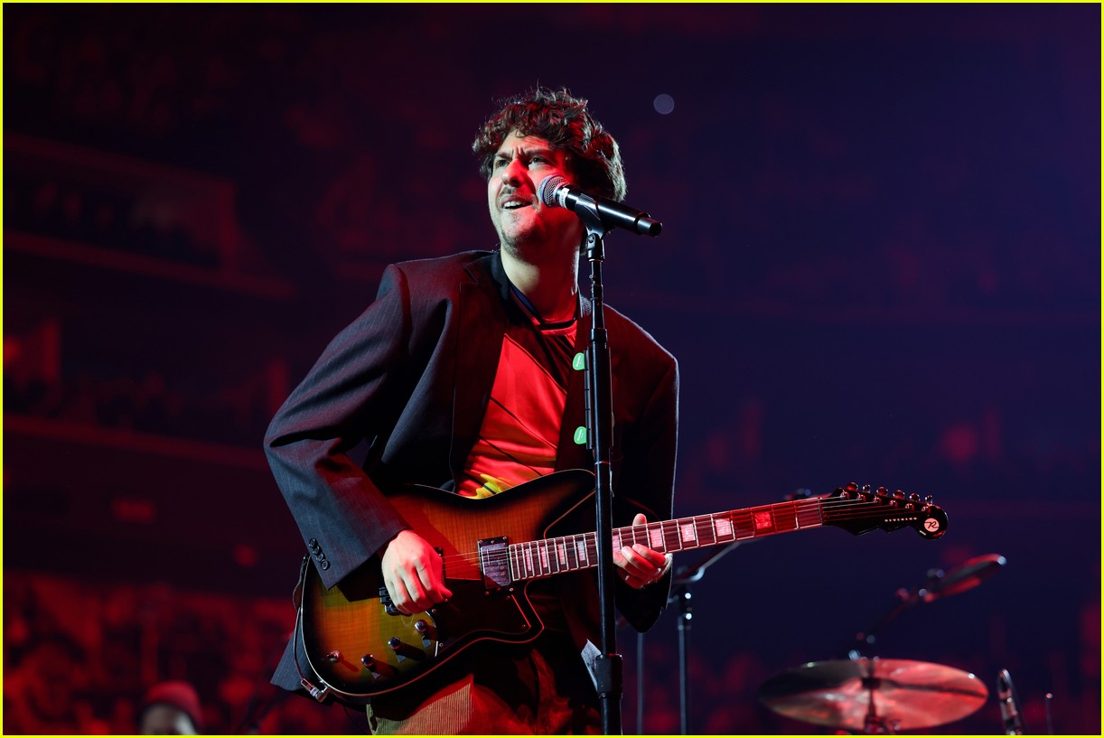 Billie Eilish 'Hit Me Hard & Soft: The Tour' Setlist Revealed After ...