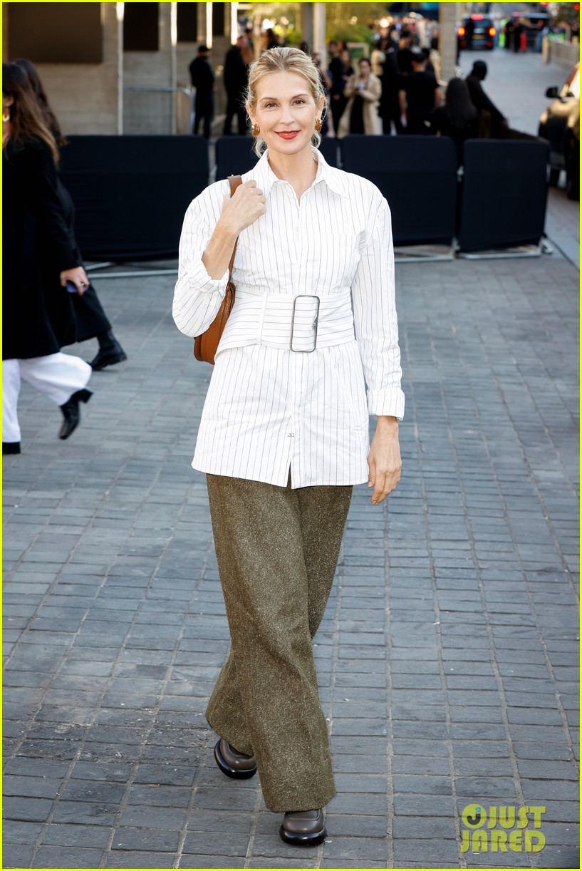 Gabrielle Union, Barry Keoghan, & More Stars Step Out for Burberry ...