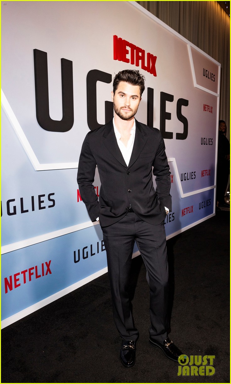Kelsea Ballerini Supports Chase Stokes at 'Uglies' Premiere, Actor ...