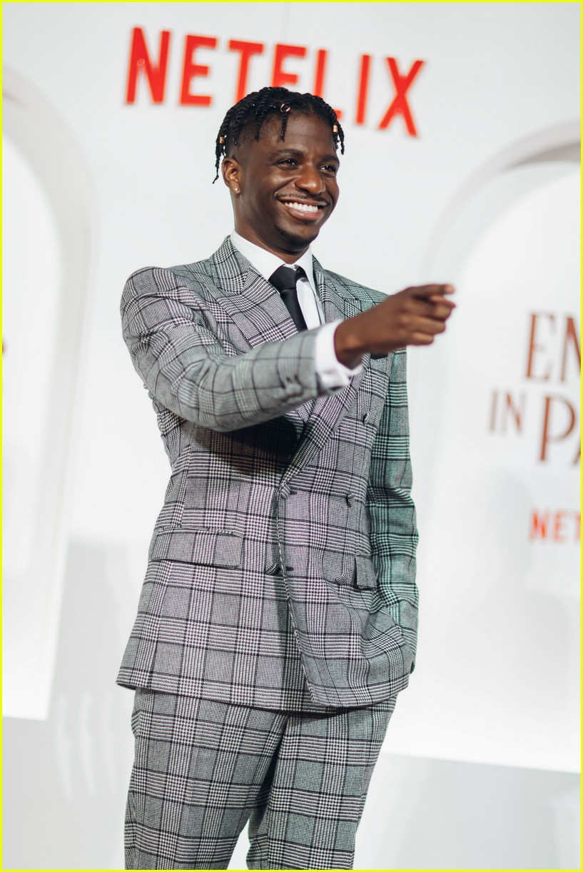 Lily Collins Goes for Gold at 'Emily in Paris' Rome Premiere - See ...