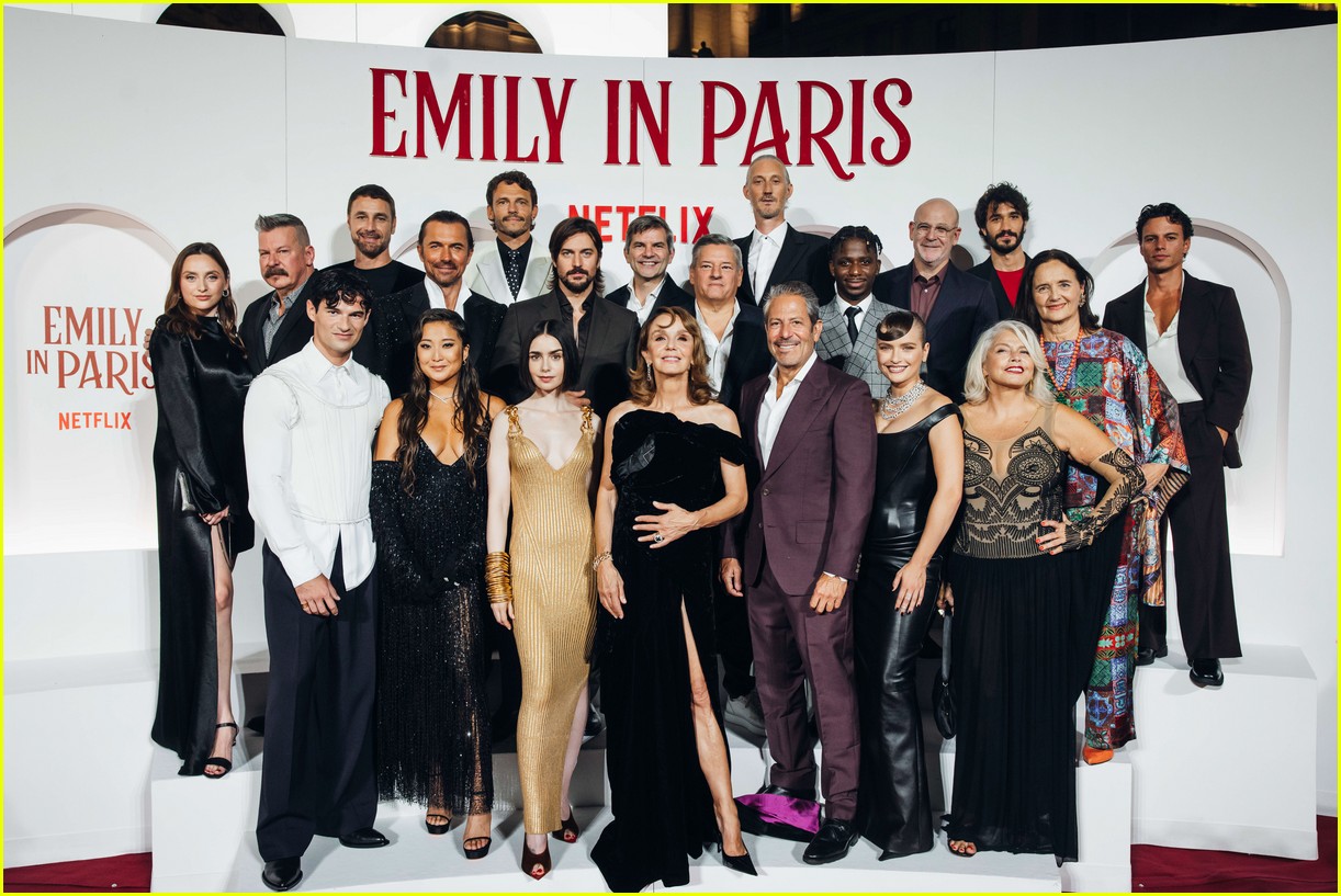 Lily Collins Goes for Gold at 'Emily in Paris' Rome Premiere - See ...