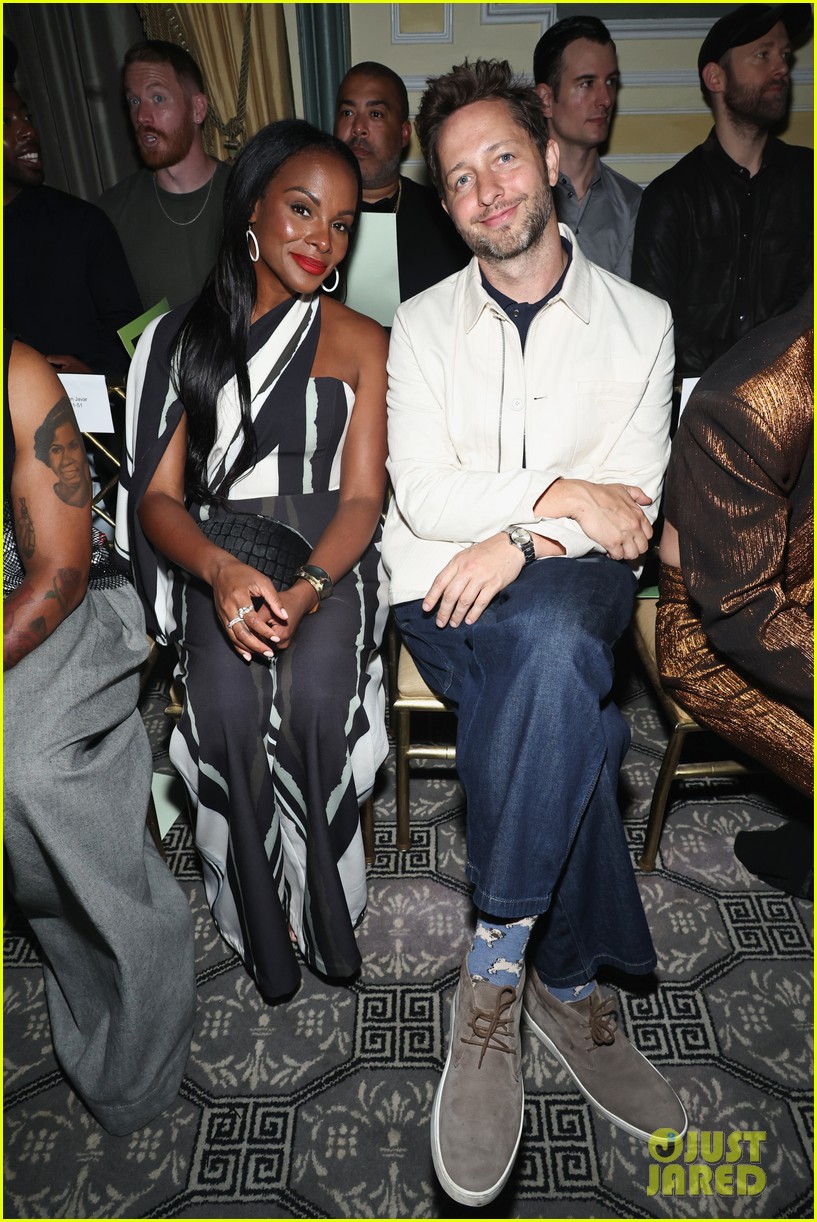 Darren Criss & Alex Newell Are All Smiles for 'Glee' Reunion at ...