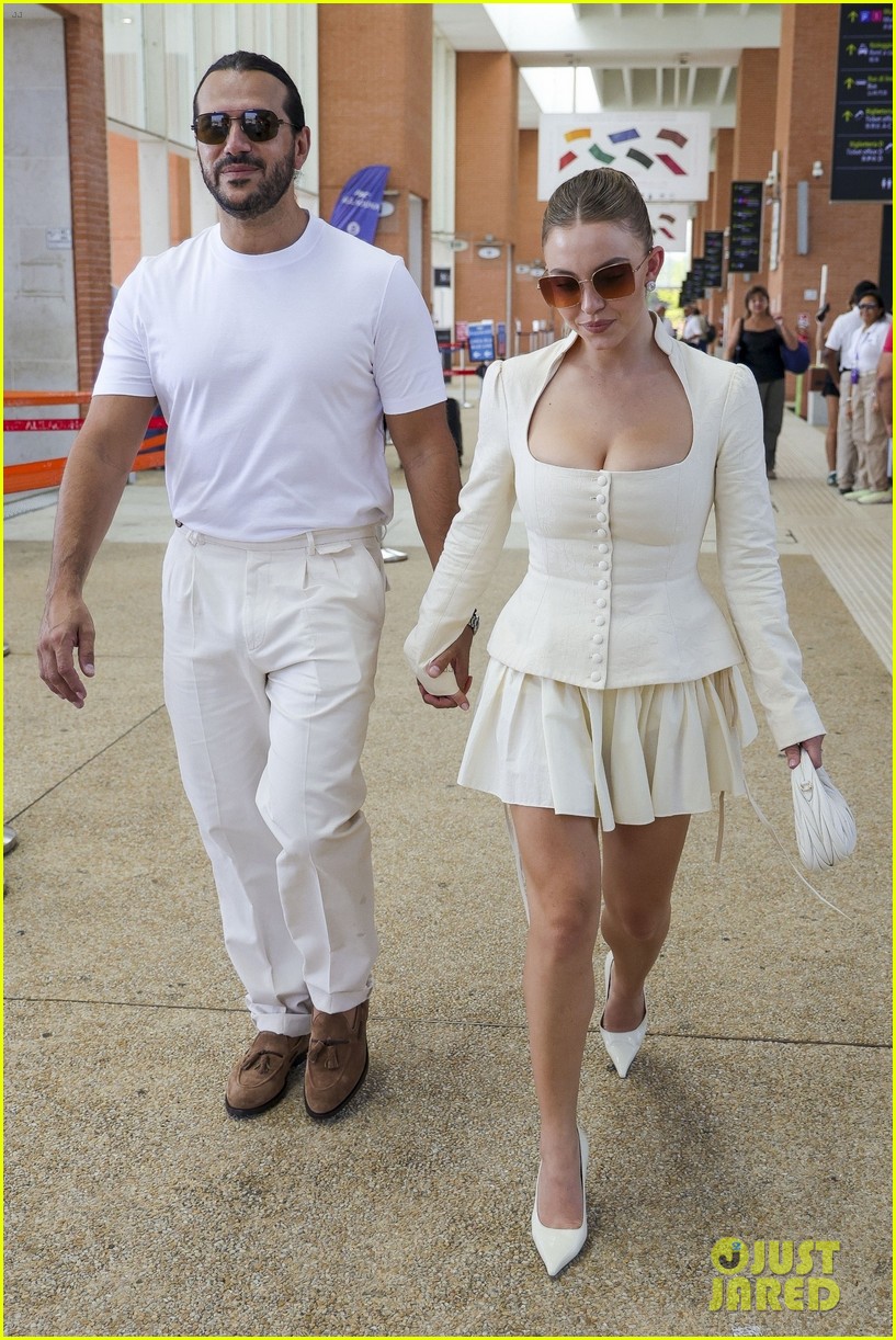 Sydney Sweeney & Fiancé Jonathan Davino Hold Hands as They Arrive at ...