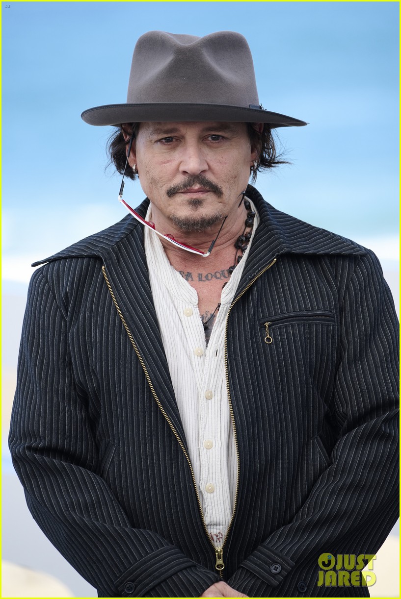 Johnny Depp Seemingly References Amber Heard Trial Headlines, Calls ...