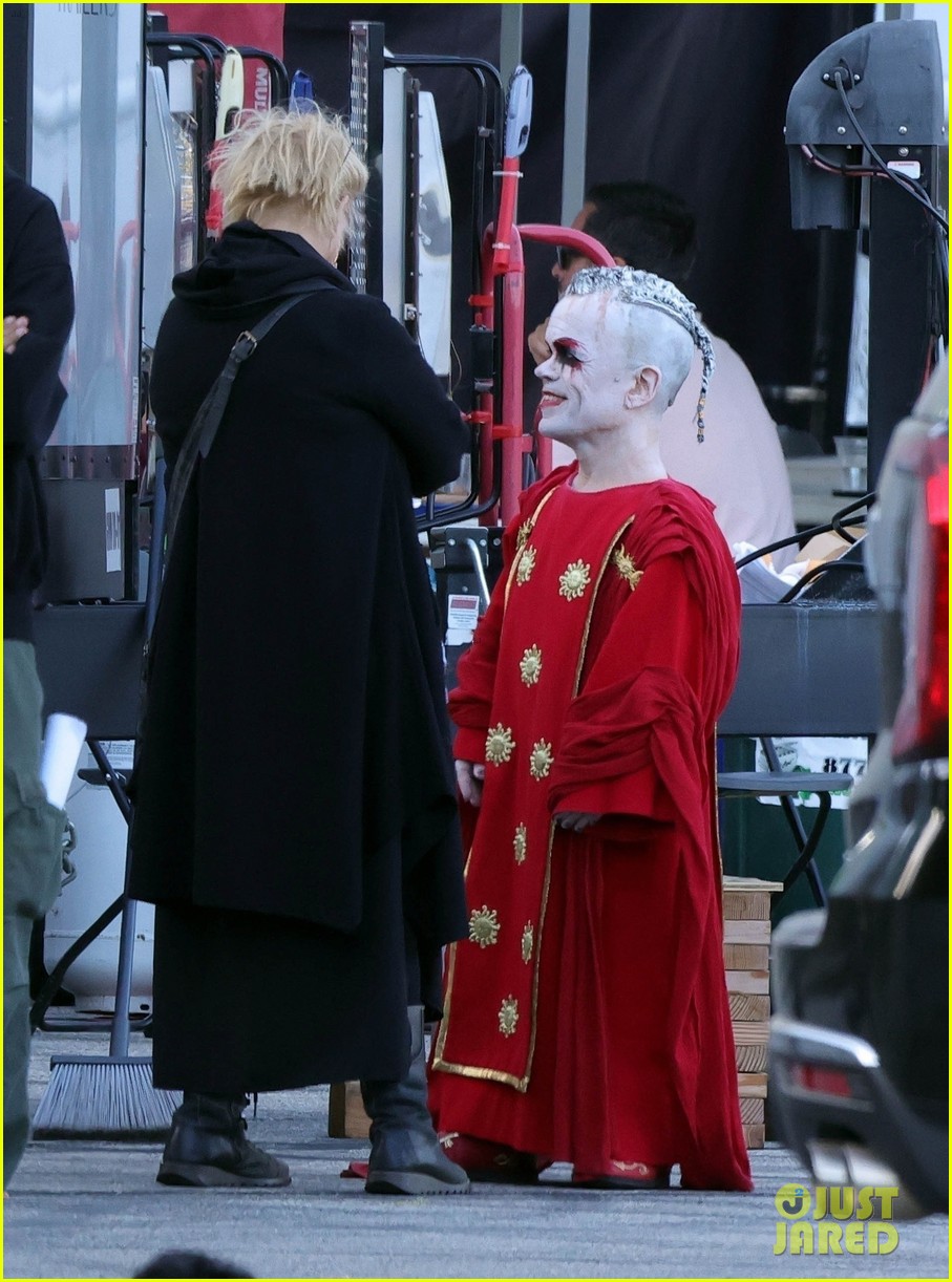 Peter Dinklage & Stephen Dorff Are Unrecognizable in First Photos from ...