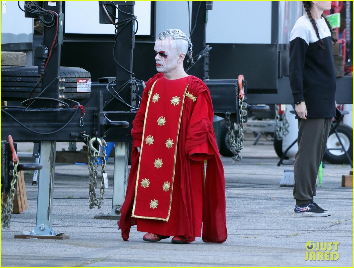 Peter Dinklage & Stephen Dorff Are Unrecognizable in First Photos from ...